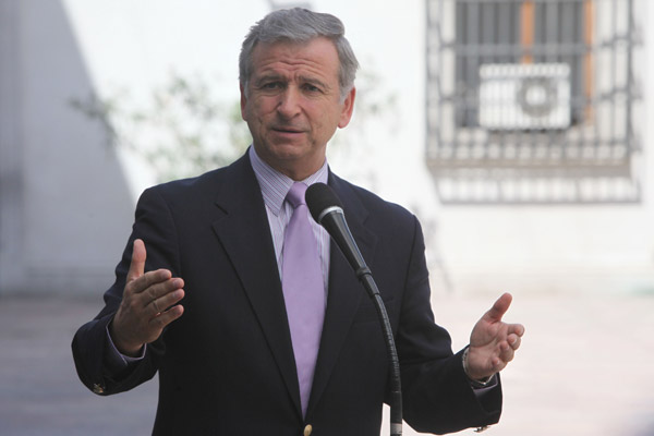 Felipe Larraín: “No venimos a romper, sino a reconstruir” la economía ...